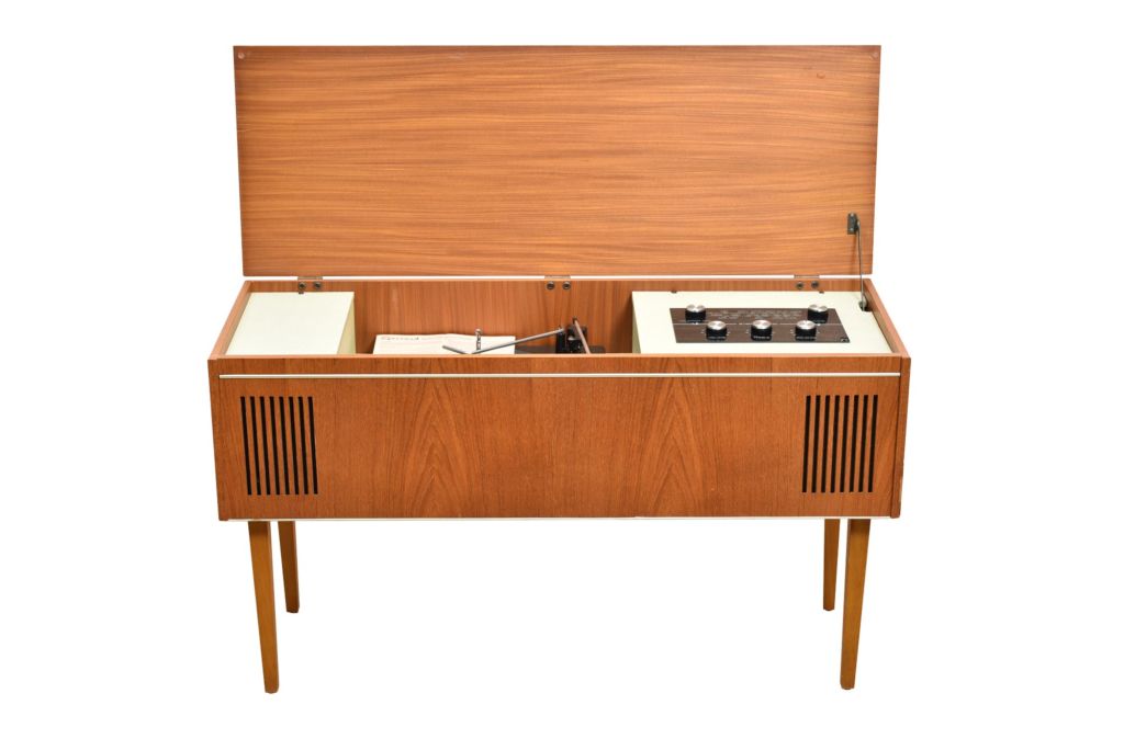 HMV by Stereosound Productions - Snellings Museum