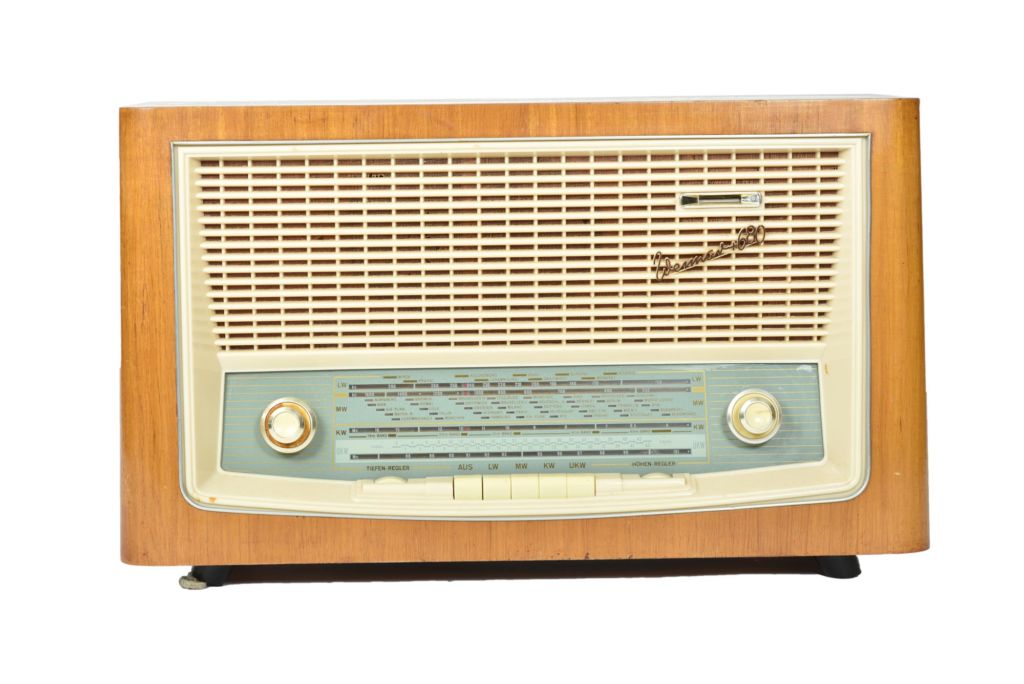 HMV Stereomaster 2411 radiogram - Snellings Museum