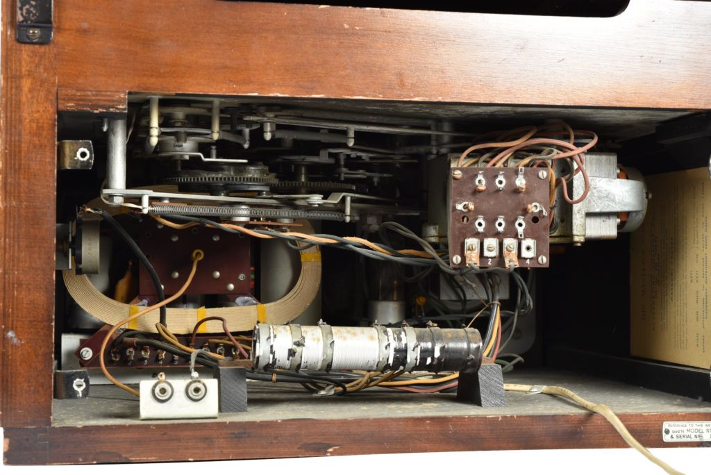 HMV Autoradiogram 1604 - Snellings Museum