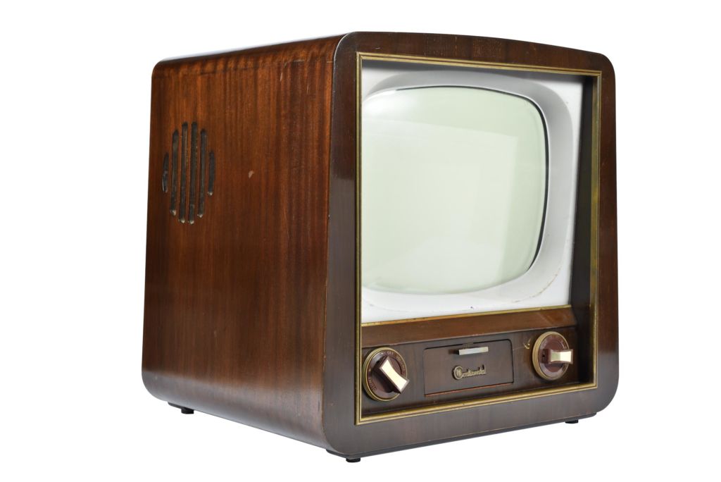 Bush TV53 - Snellings Museum