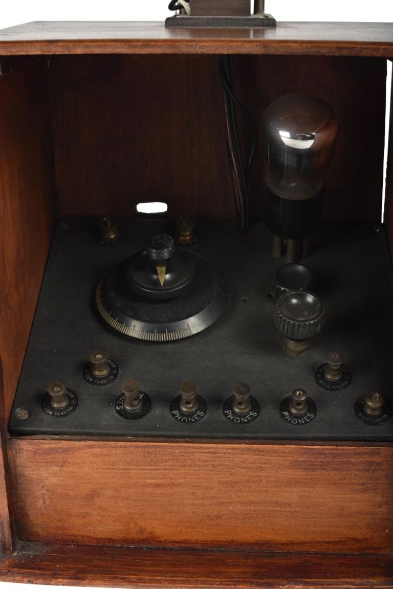 Home Built valve crystal radio set - Snellings Museum