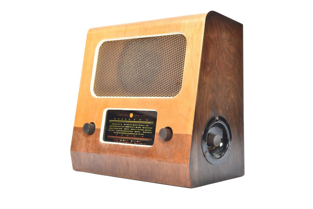 Pye 49 radio - Snellings Museum