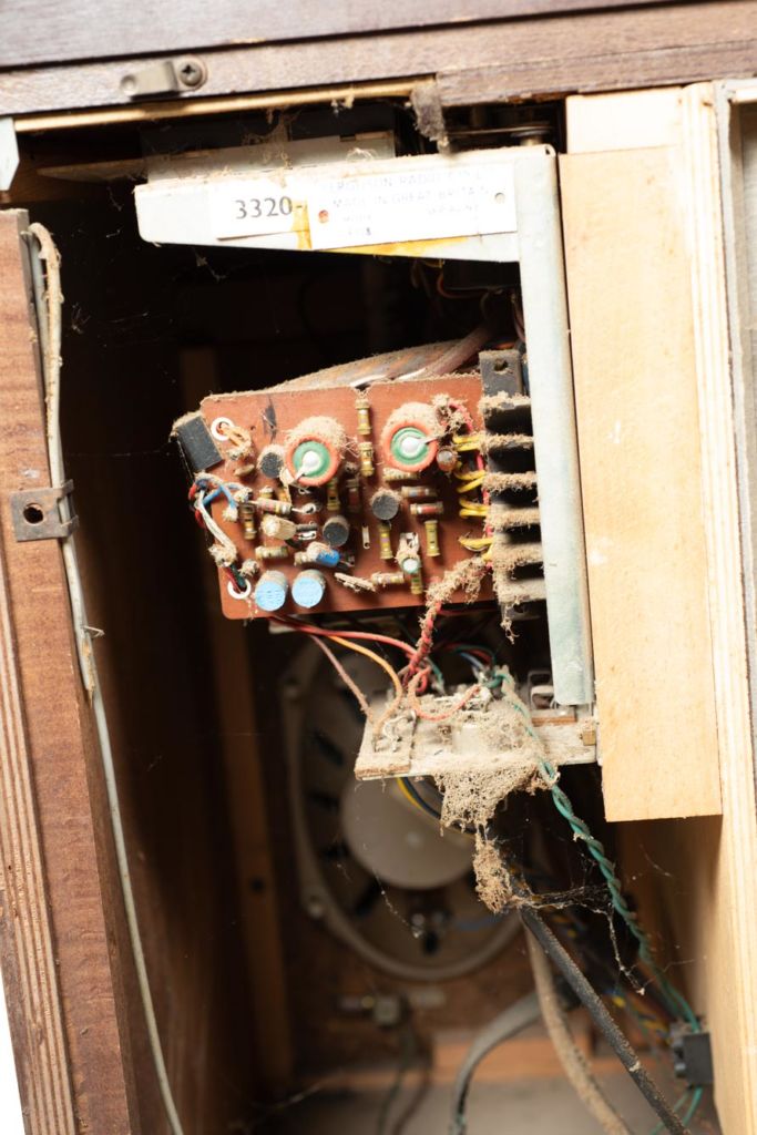 Ferguson 3318 radiogram - Snellings Museum