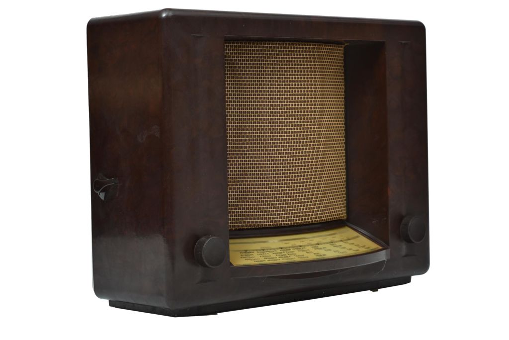 Philips 532A radiogram - Snellings Museum