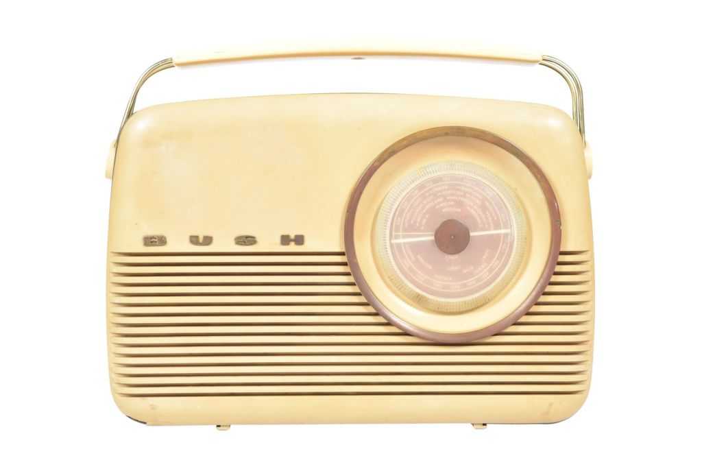 Bush TR82 B - Snellings Museum