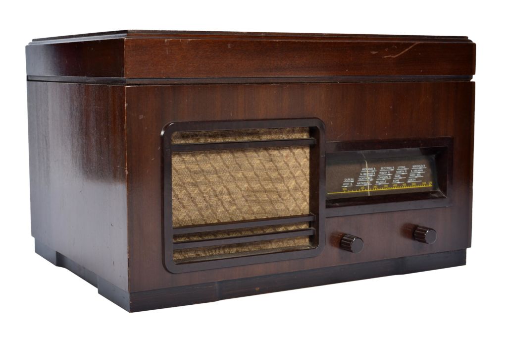 Portadyne Continental 101 valve radiogram - Snellings Museum