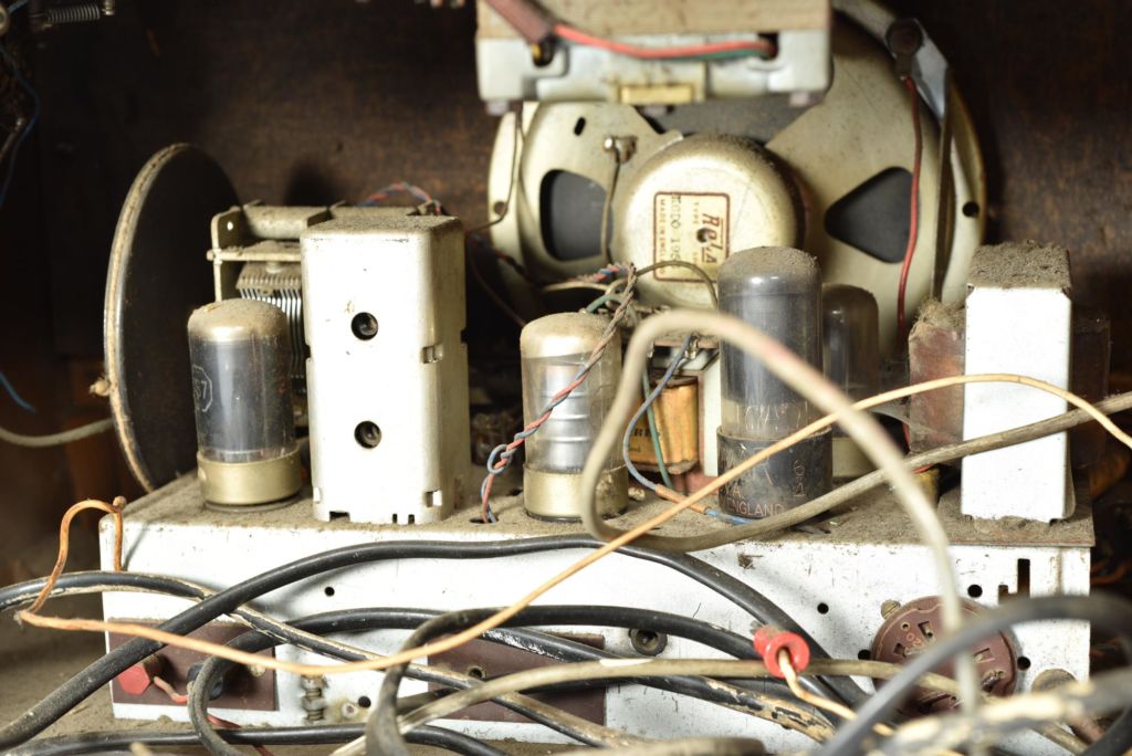 Sobell 511 TAG valve autoradiogram with Collaro RC 500 record deck ...