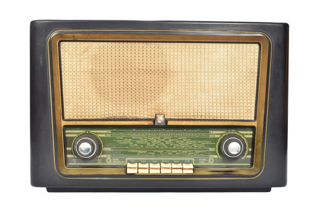 Philips 543A valve table radio - Snellings Museum