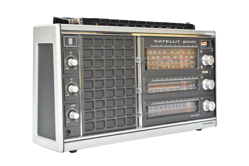 Grundig Satellit 2100 - Snellings Museum