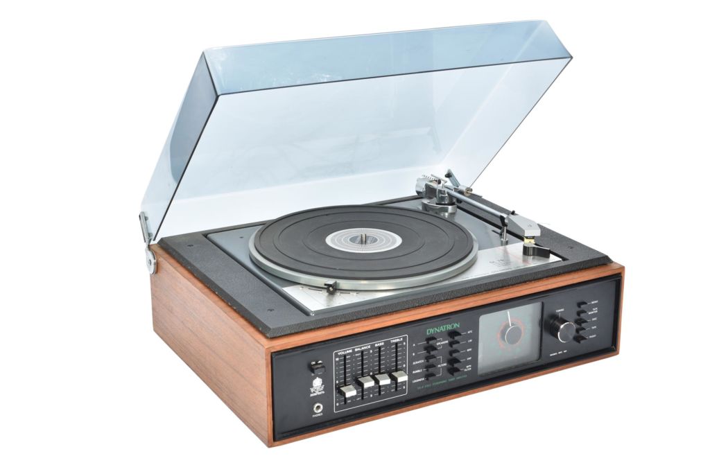 Dynatron HFC 101 transistor radiogram - Snellings Museum