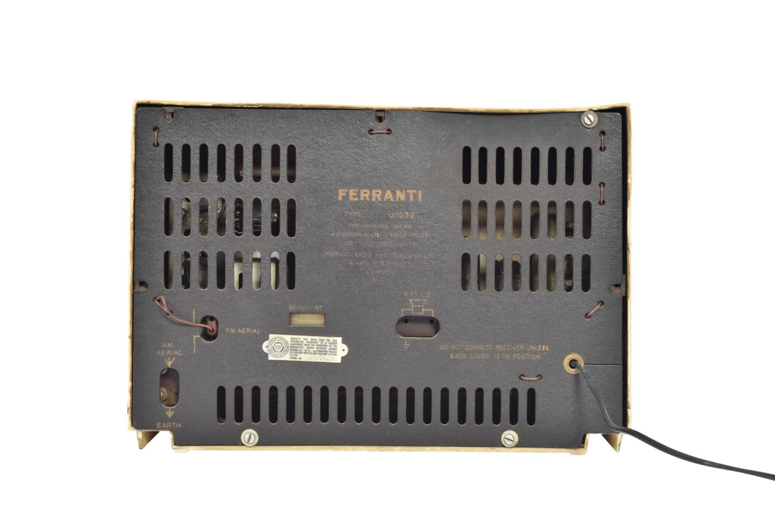 Ferranti U1032 valve radio - Snellings Museum