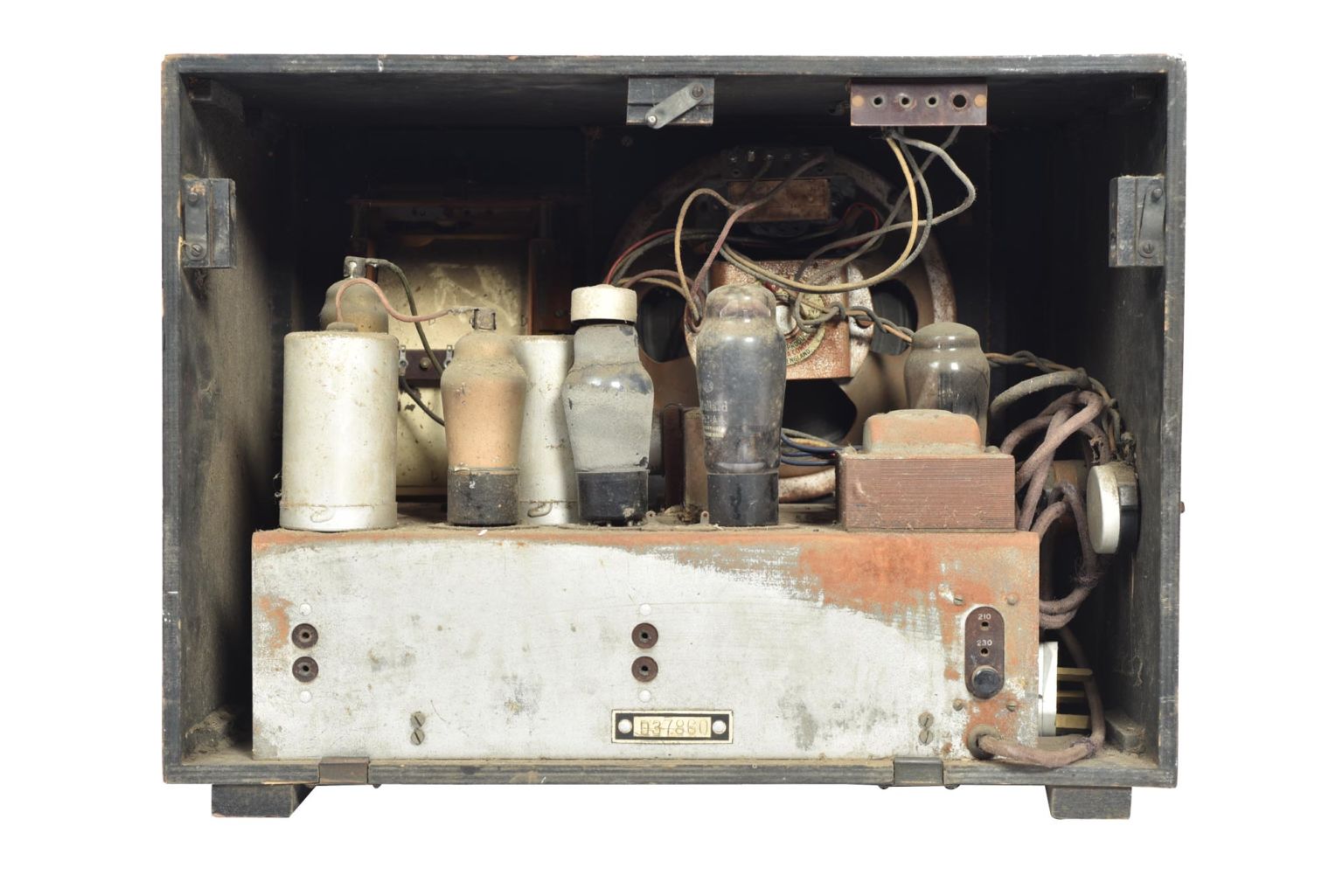 Bush PB51 valve radio - Snellings Museum