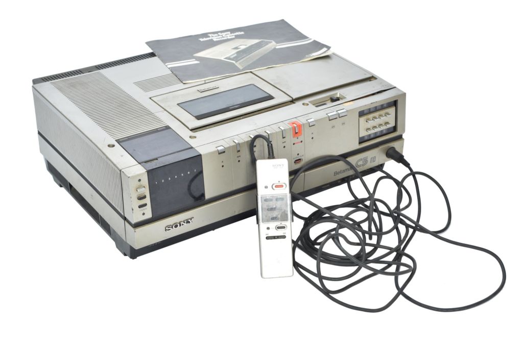 Sony WM-7 Auto reverse Walkman - Snellings Museum