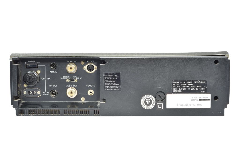 Baird Model 8904 de Luxe video cassette recorder/player - Snellings Museum
