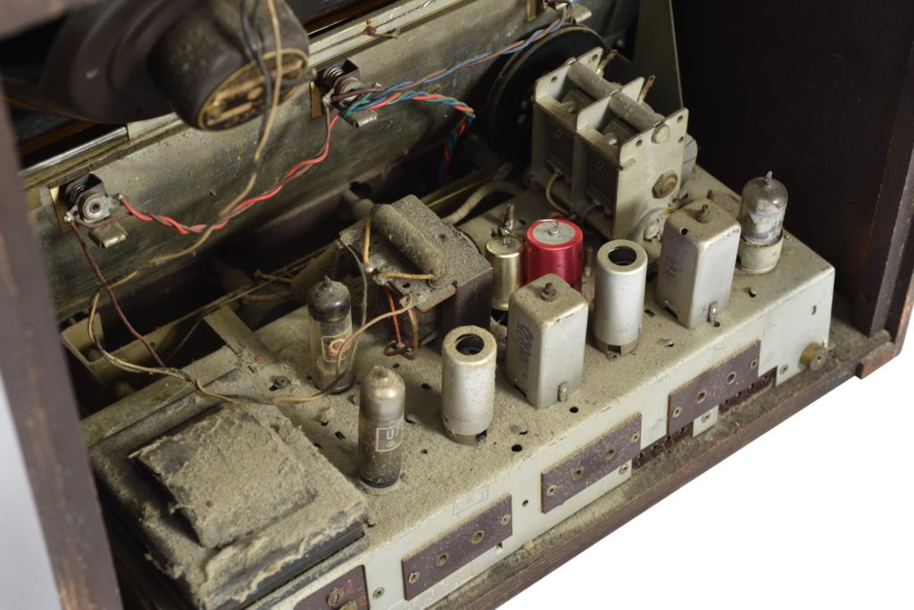 General Electric Company (GEC) Model 5839 - Snellings Museum