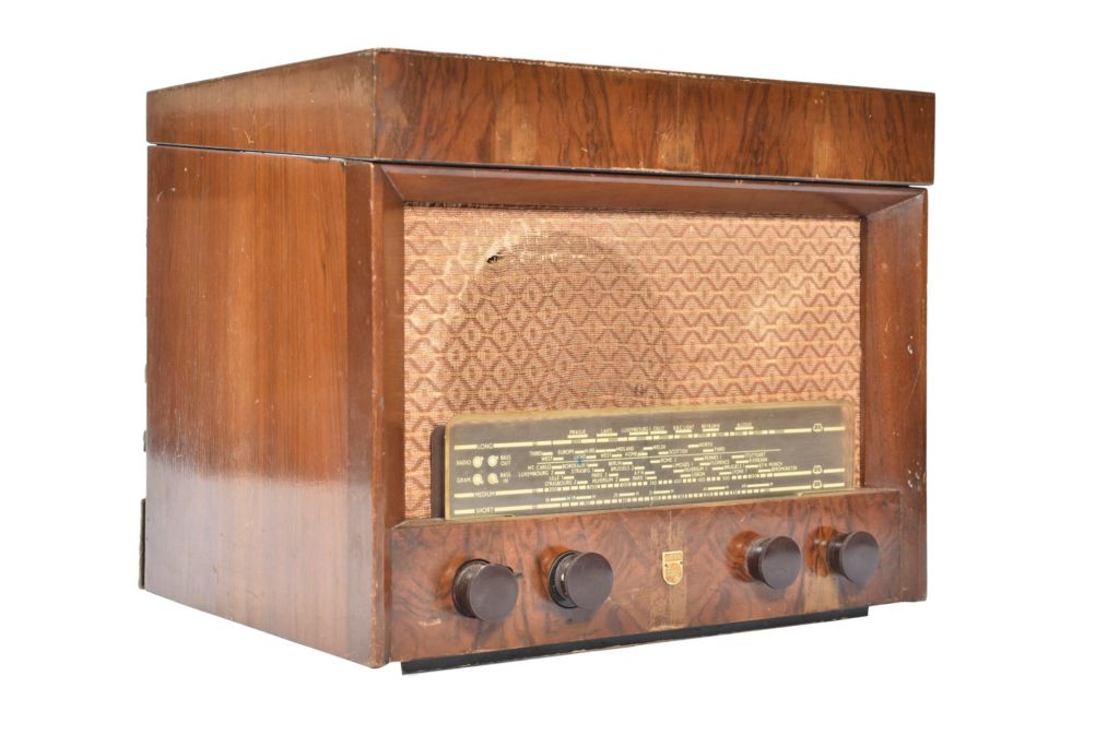 Philips 532A radiogram - Snellings Museum