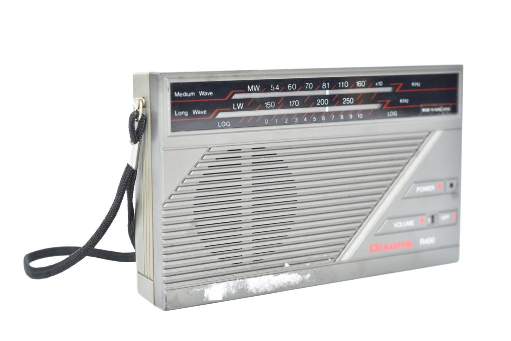 Sony CR-120 transistor radio - Snellings Museum
