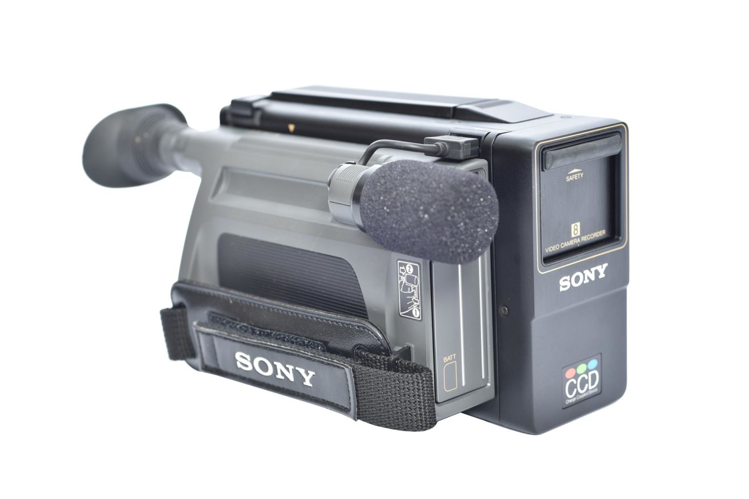 Sony Handycam Model CCD-M8E - Snellings Museum