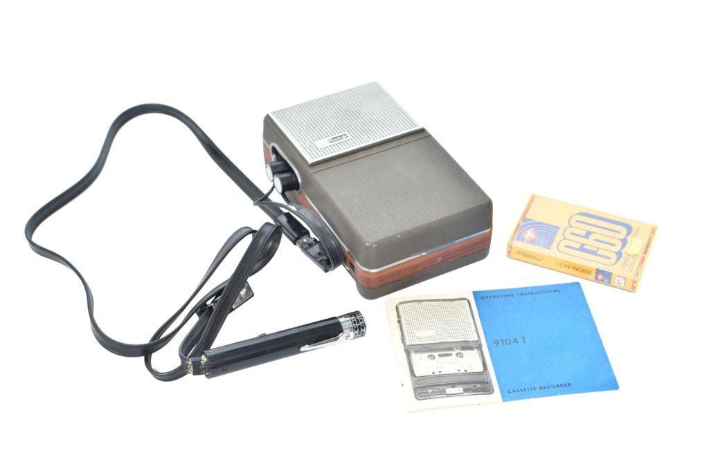 Sony WM-7 Auto reverse Walkman - Snellings Museum